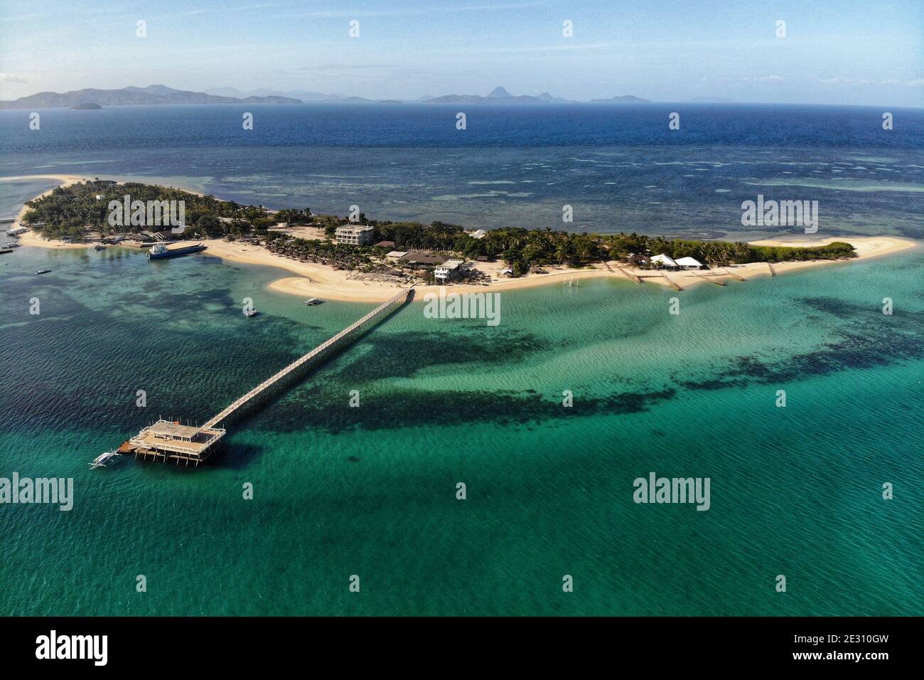 Breathtaking aerial view of Lakawon island Stock Photo - Alamy