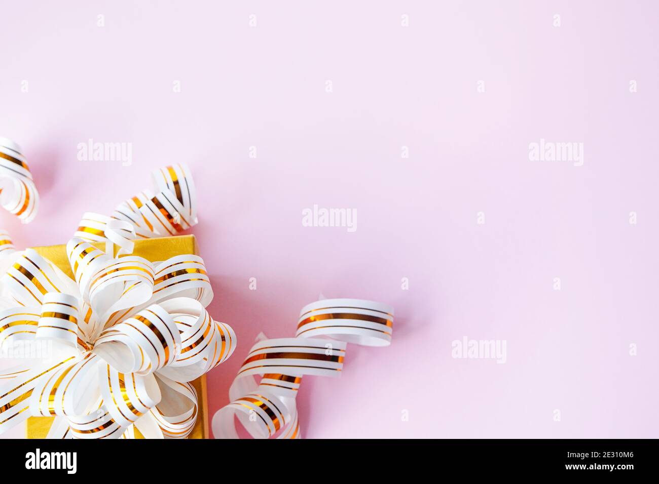 Happy birthday post it note on hi-res stock photography and images - Alamy