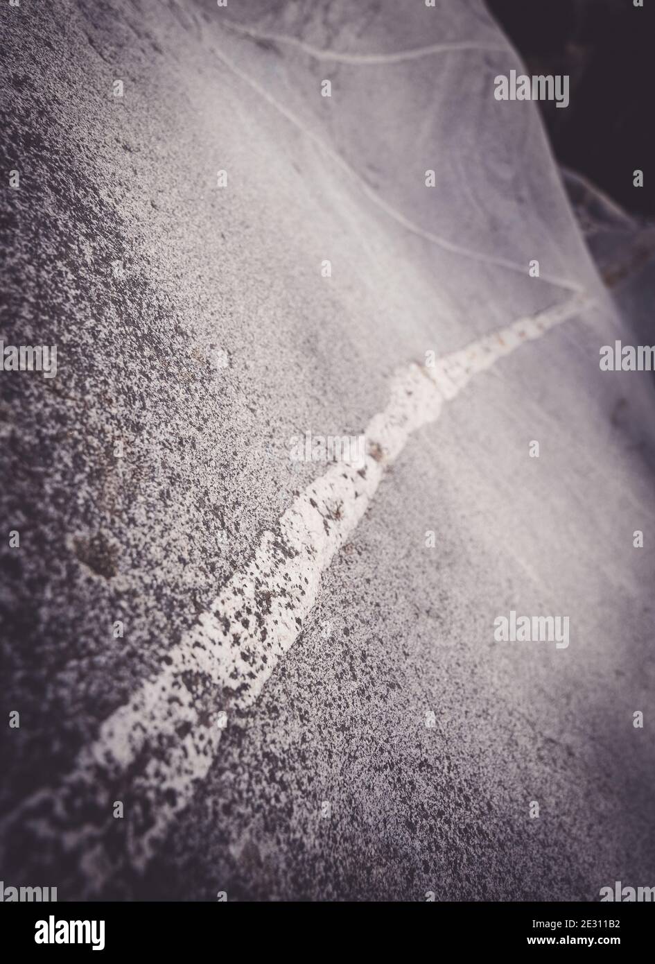 White quartz grey rock hi-res stock photography and images - Alamy