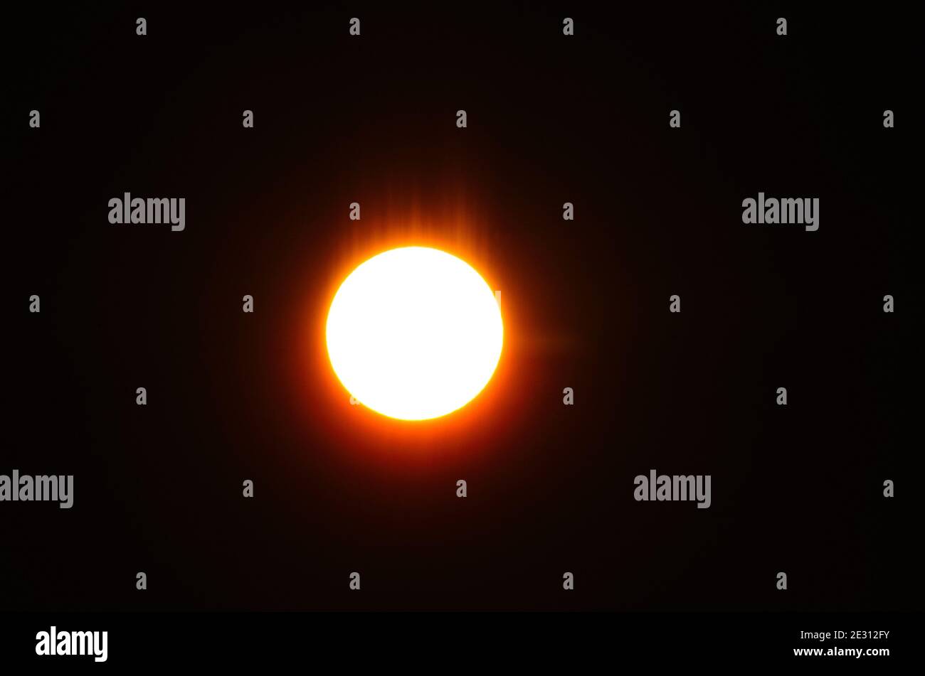 Burning sun hi-res stock photography and images - Alamy
