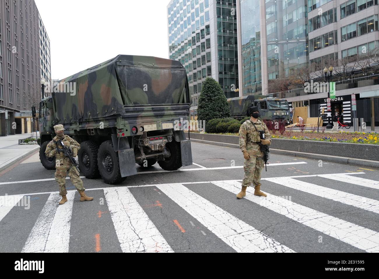 National guard soldiers on a downtown washington hi-res stock ...