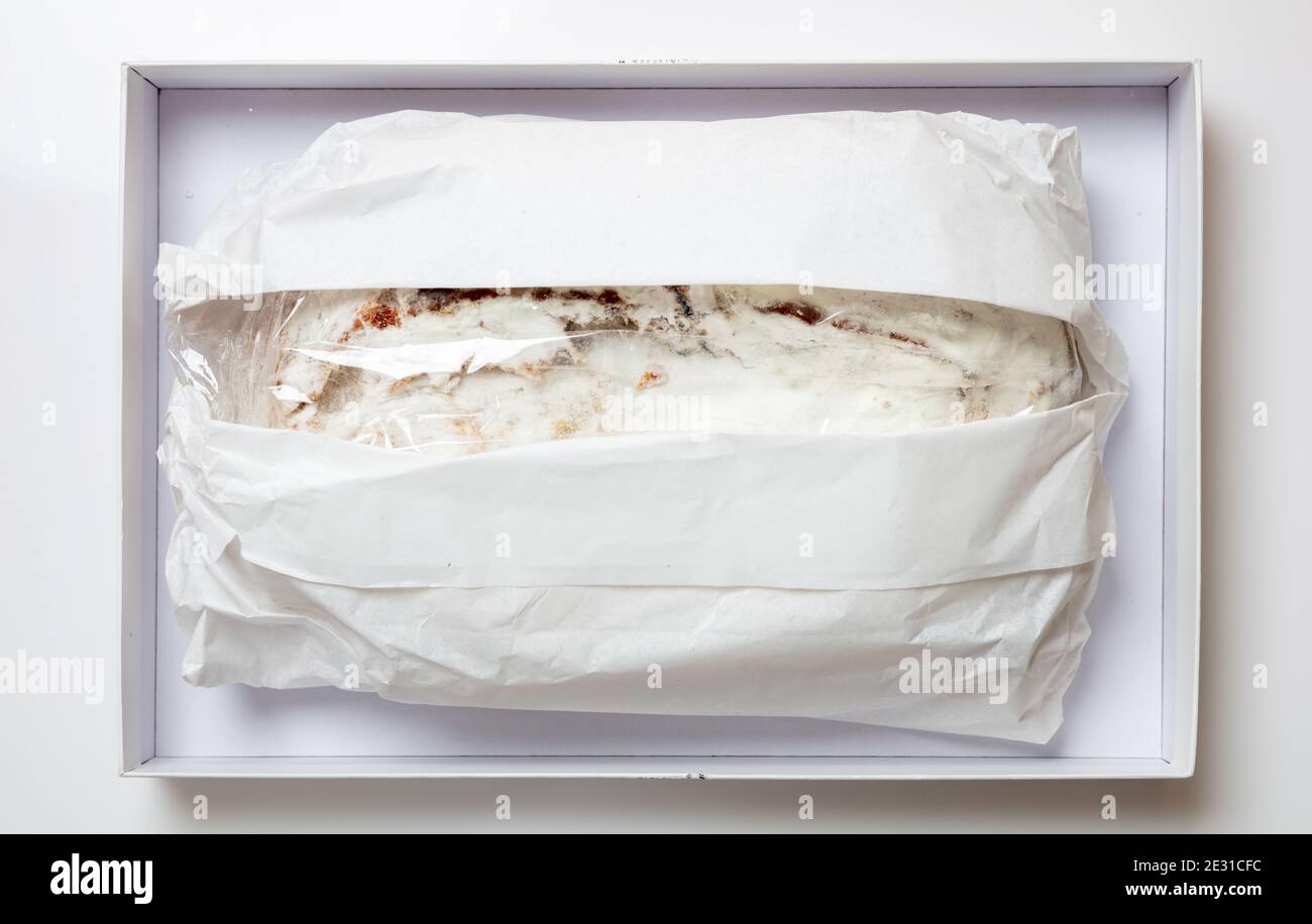 Stollen box hi-res stock photography and images - Alamy