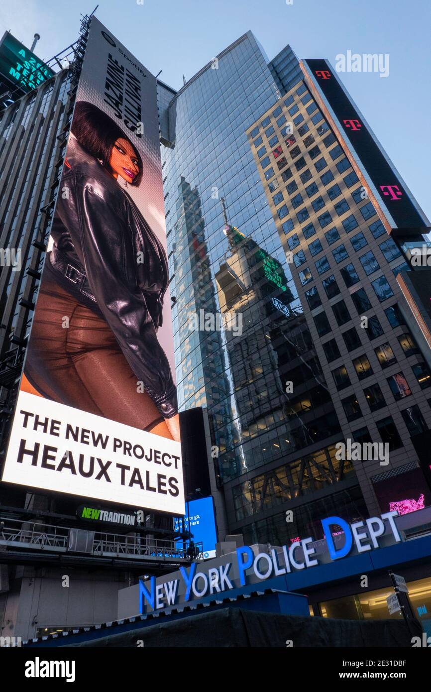 Electronic Advertising Billboards in Times Square, NYC, USA Stock Photo ...