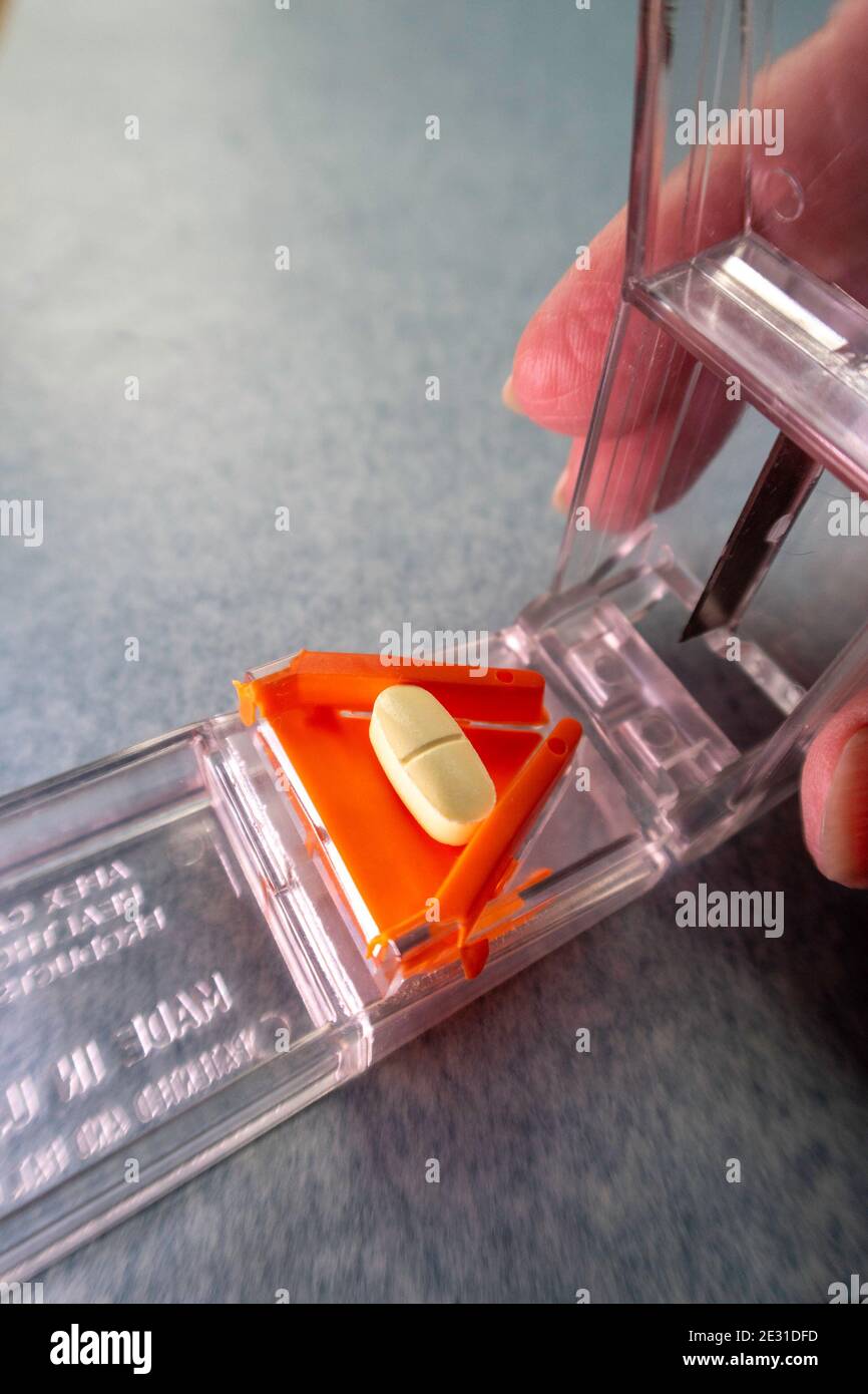 V pill hi-res stock photography and images - Alamy