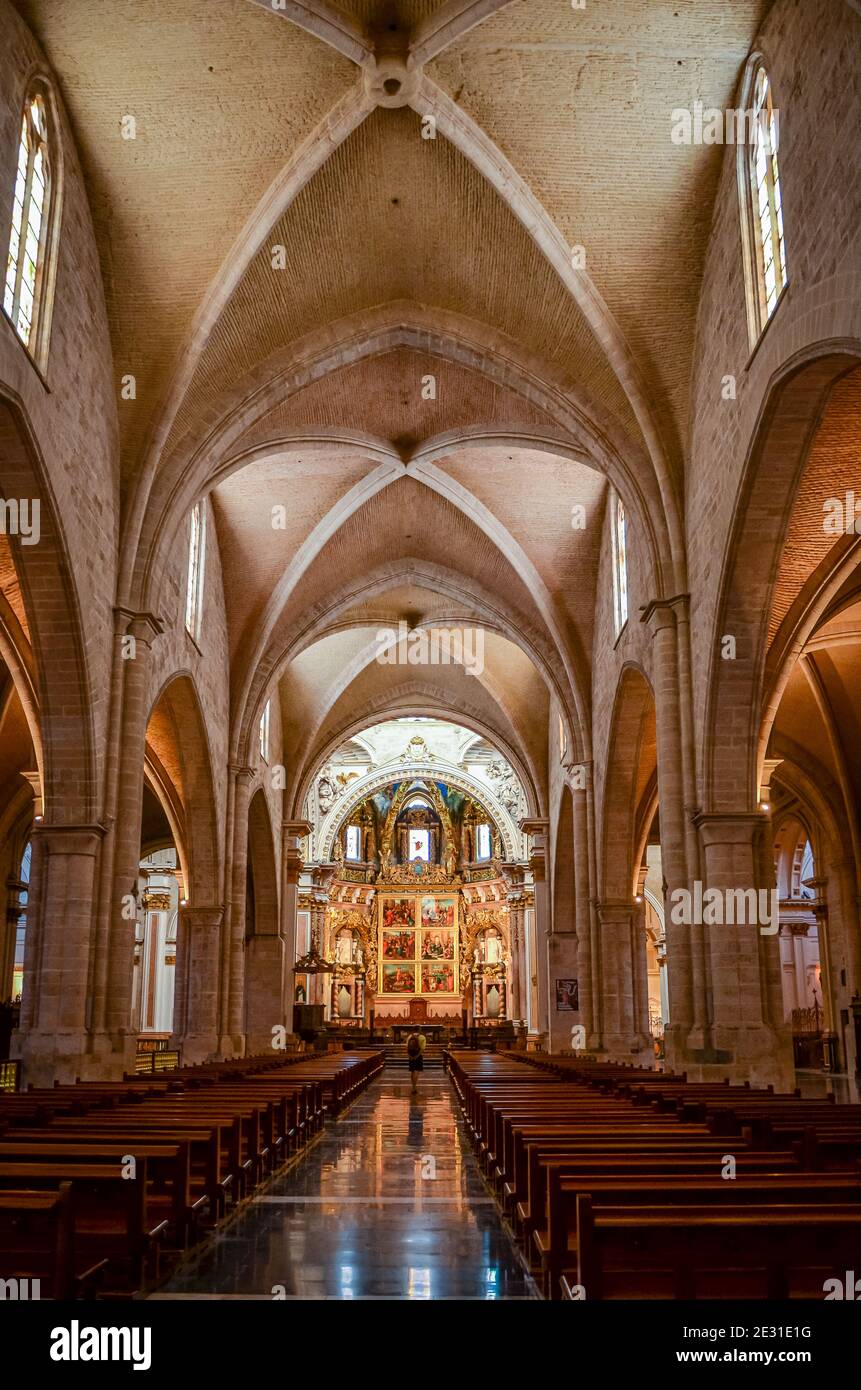 Inside valencia cathedral hi-res stock photography and images - Alamy