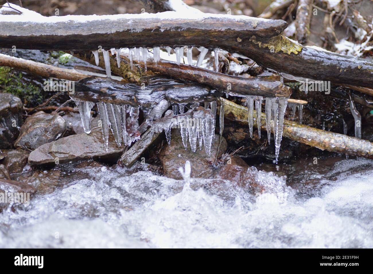 Crystal water flow hi-res stock photography and images - Alamy