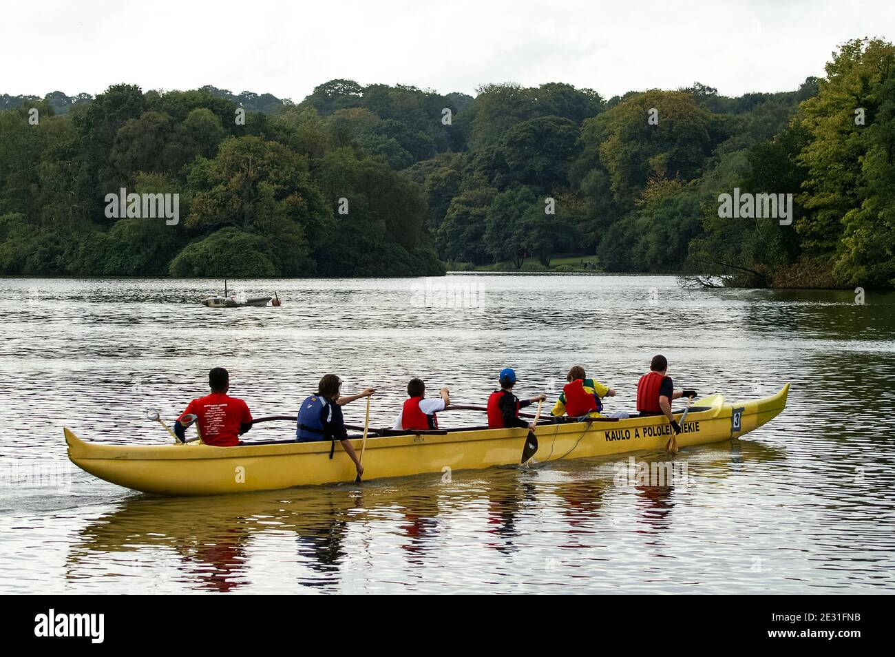 People paddling V6 Hawaiian outrigger canoes (known as va'a), UK Stock ...