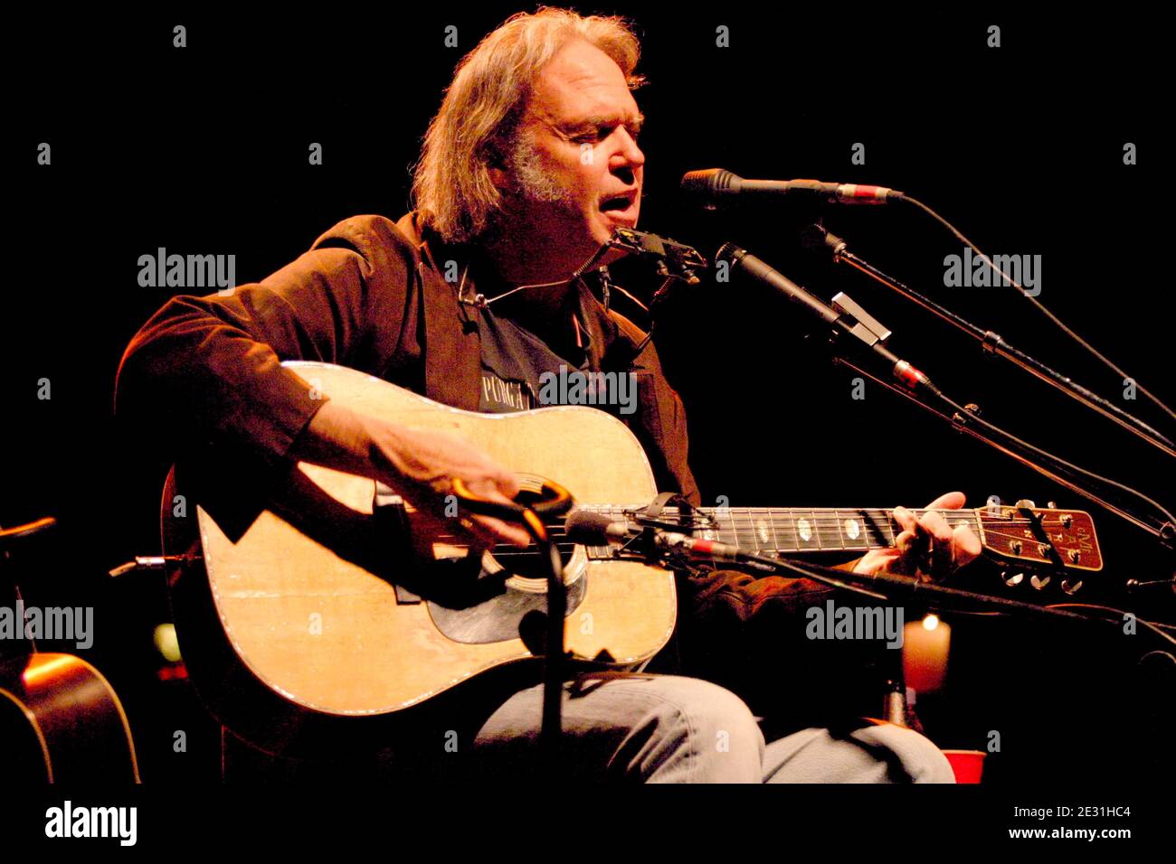 Neil young singer hi-res stock photography and images - Alamy