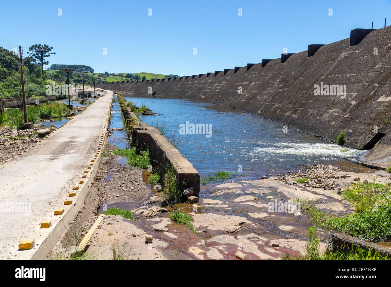 Salto grande dam hi-res stock photography and images - Alamy