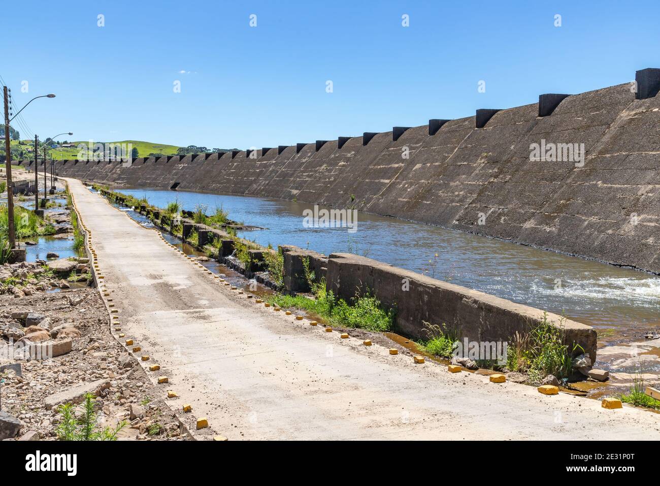 Salto grande dam hi-res stock photography and images - Alamy