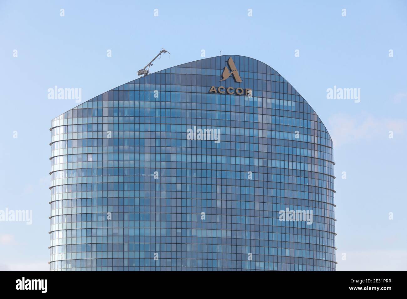 SEQUANA TOWER, ACCOR'S HEADQUARTERS, ISSY-LES-MOULINEAUX Stock Photo ...