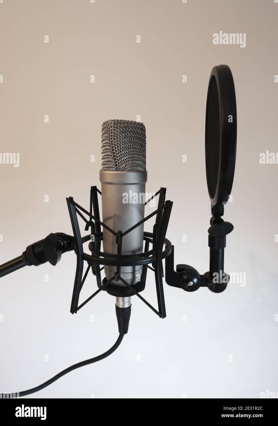 Instrument microphone hi-res stock photography and images - Alamy