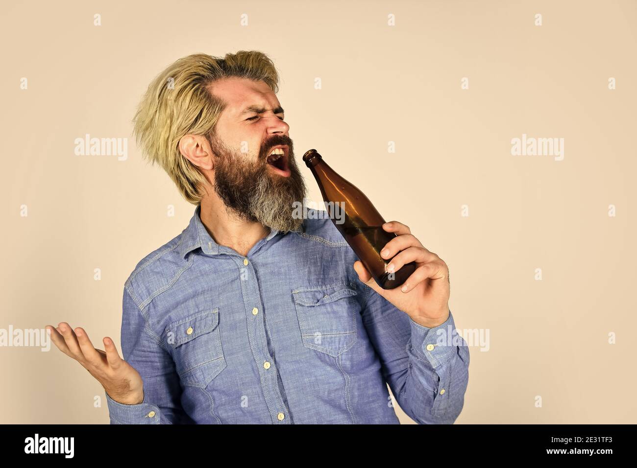 funny singer. beer and football. relax after working day. lets have fun ...