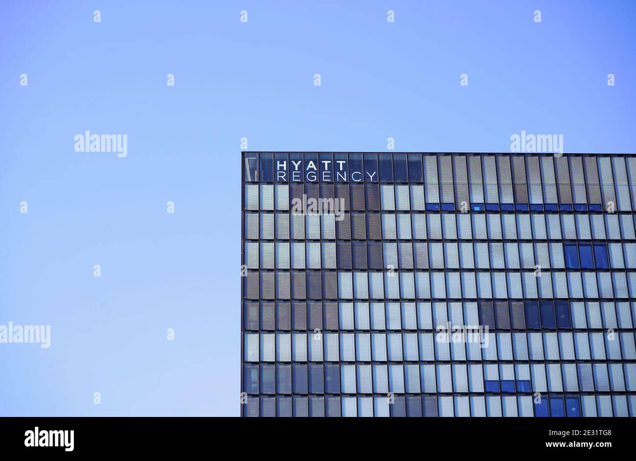 Hyatt regency logo hi-res stock photography and images - Alamy