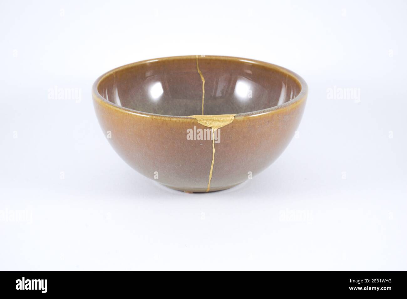 Kintsugi chawan hi-res stock photography and images - Alamy