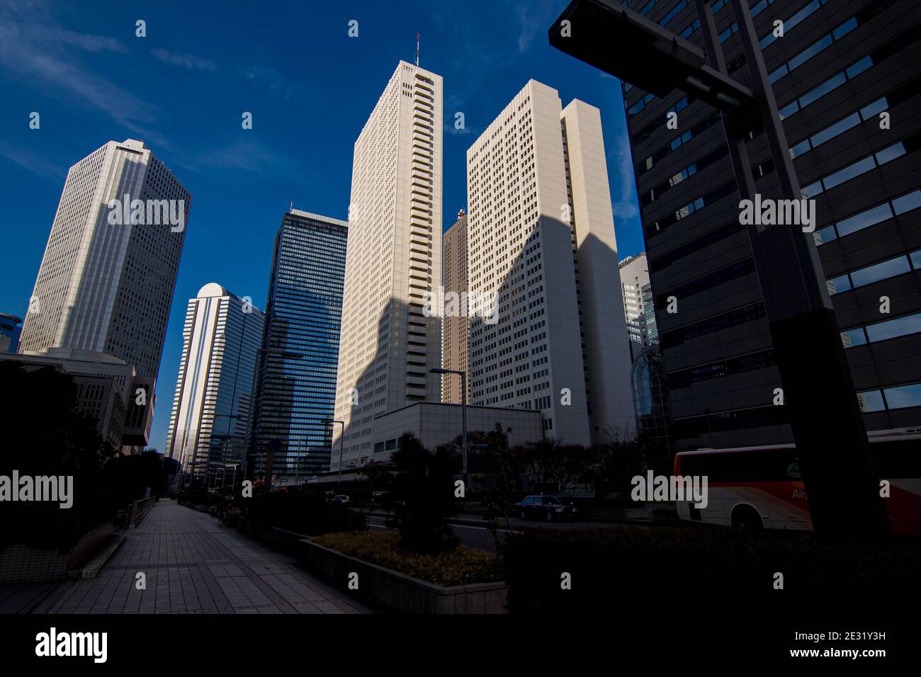 High rise towers in tokyo hi-res stock photography and images - Alamy