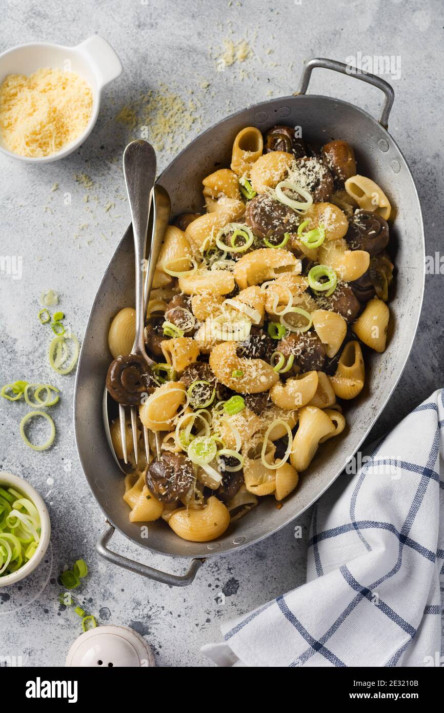 Pipa text hi-res stock photography and images - Alamy