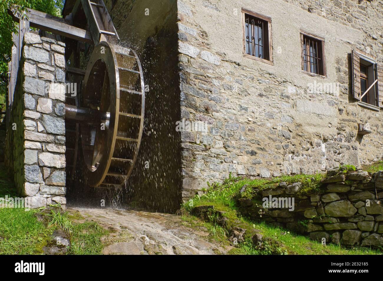 Stone Mountain Waterwheel High Resolution Stock Photography and Images ...