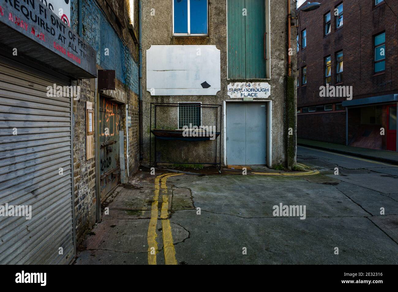 Drugs alley seedy hi-res stock photography and images - Alamy