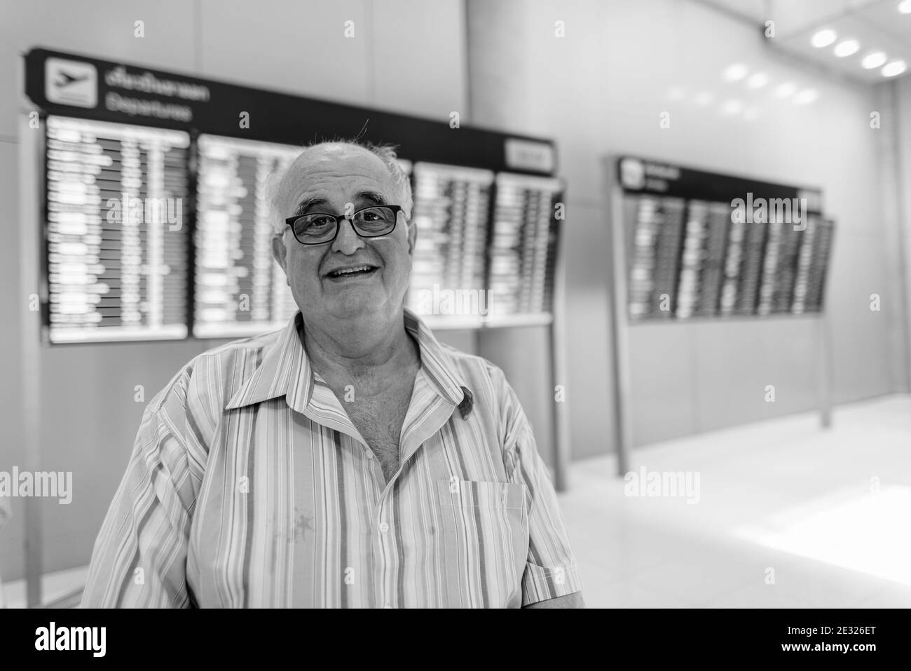 Bangkok airport tourist hi-res stock photography and images - Alamy
