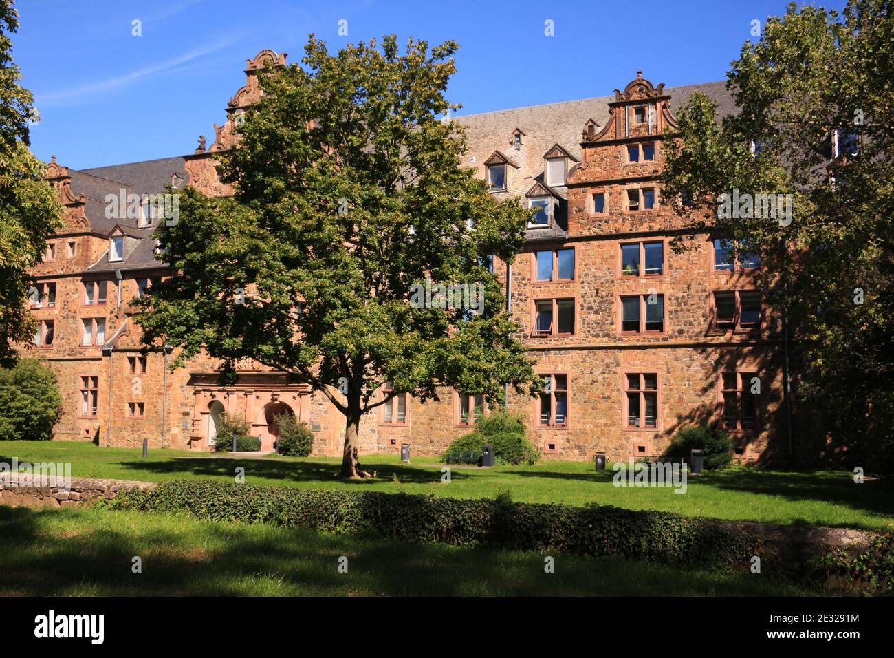 Gießen hi-res stock photography and images - Alamy