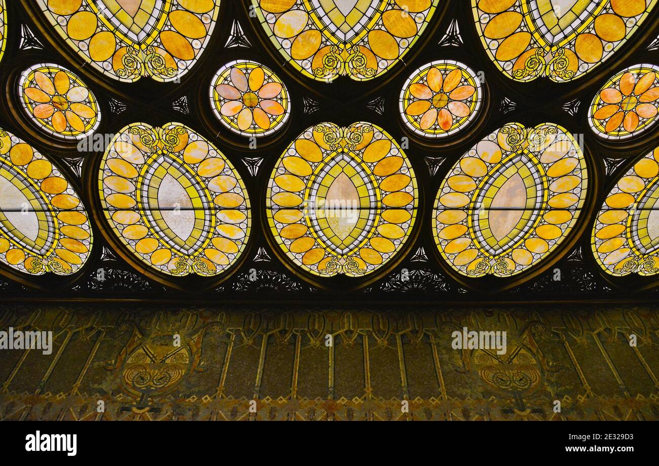 Interior of architect Louis Sullivan's Guaranty/Prudential building in ...