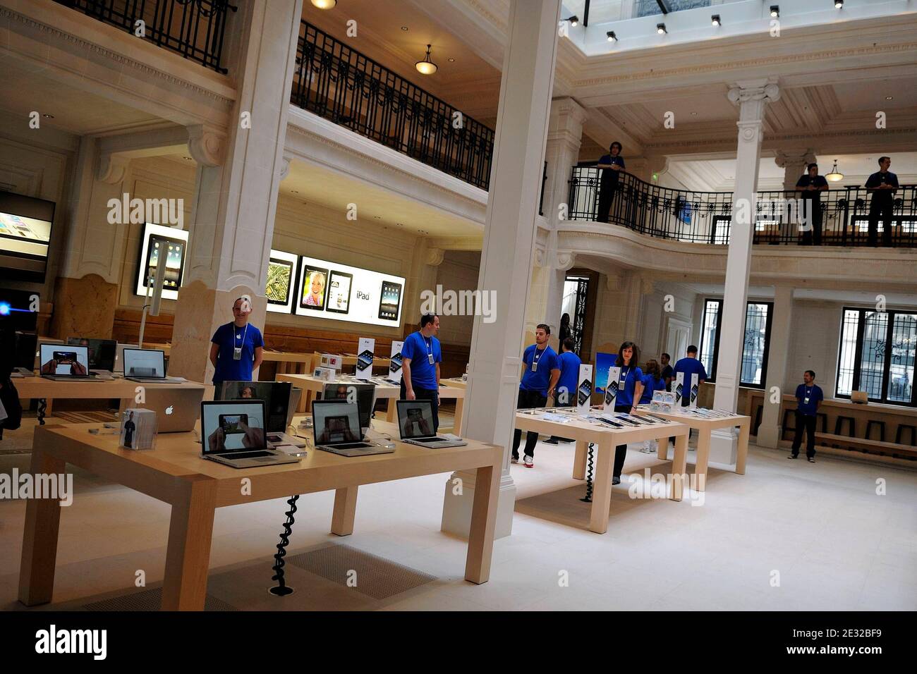 Opening of the new Apple store, near the Opera Garnier in Paris, France ...