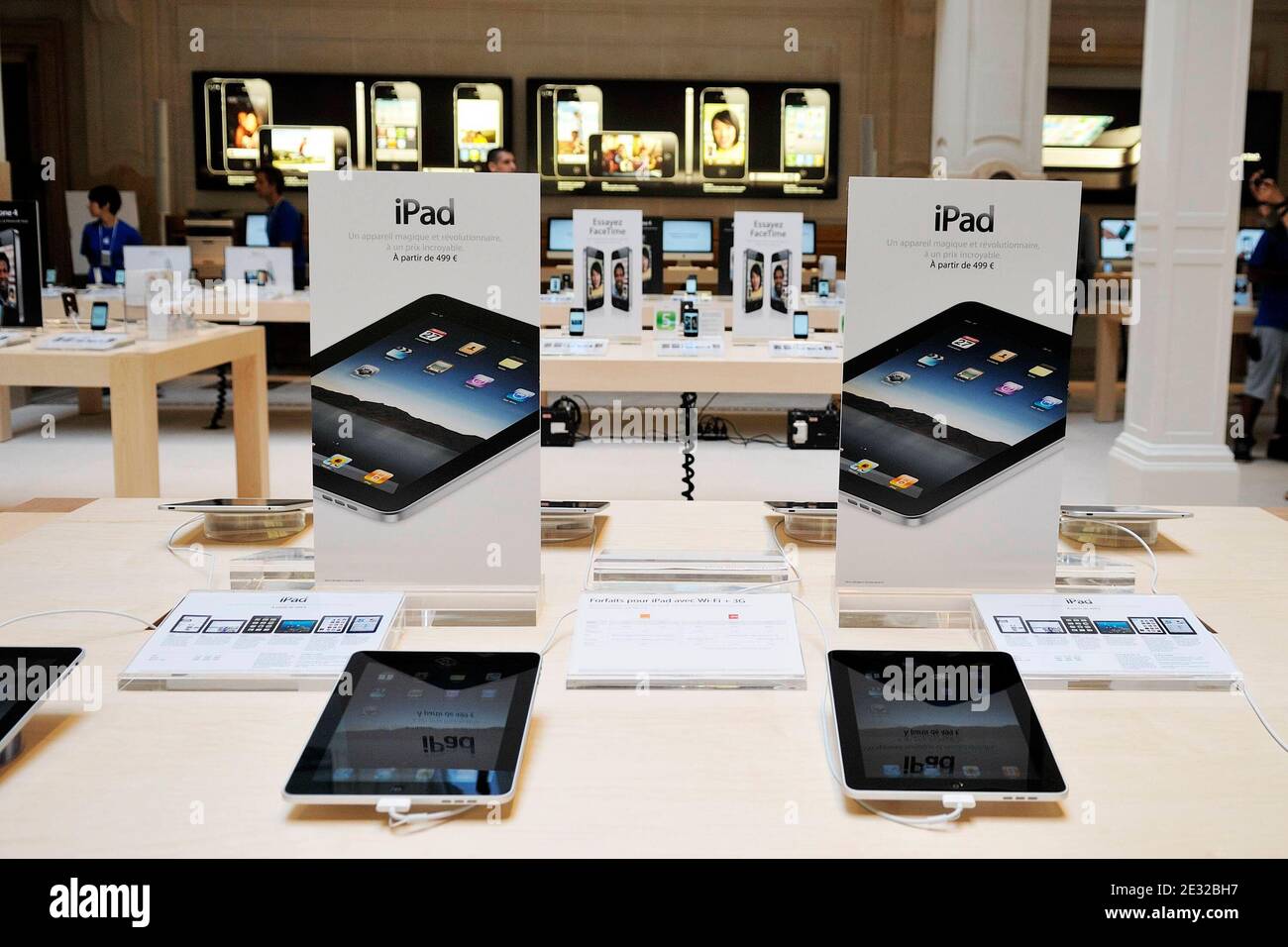 Opening of the new Apple store, near the Opera Garnier in Paris, France ...