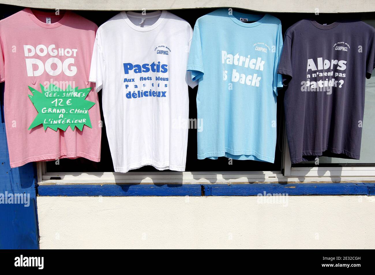 Suite au succes du film 'Camping 2', le camping des Flots Bleus, lieu ...