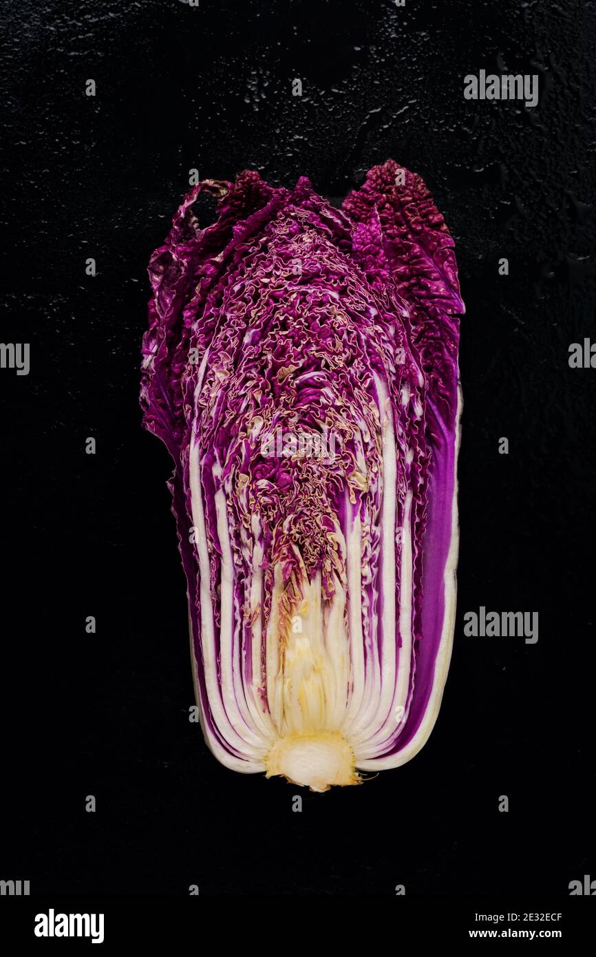 Purple chinese cabbage hi-res stock photography and images - Alamy