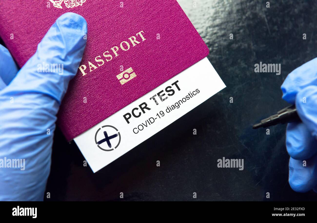 Uk border passport control terminal hi-res stock photography and images ...