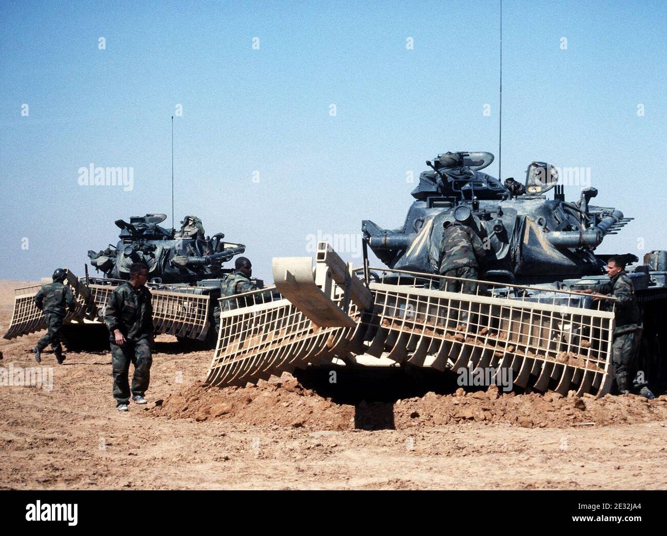 Combat engineer hi-res stock photography and images - Alamy