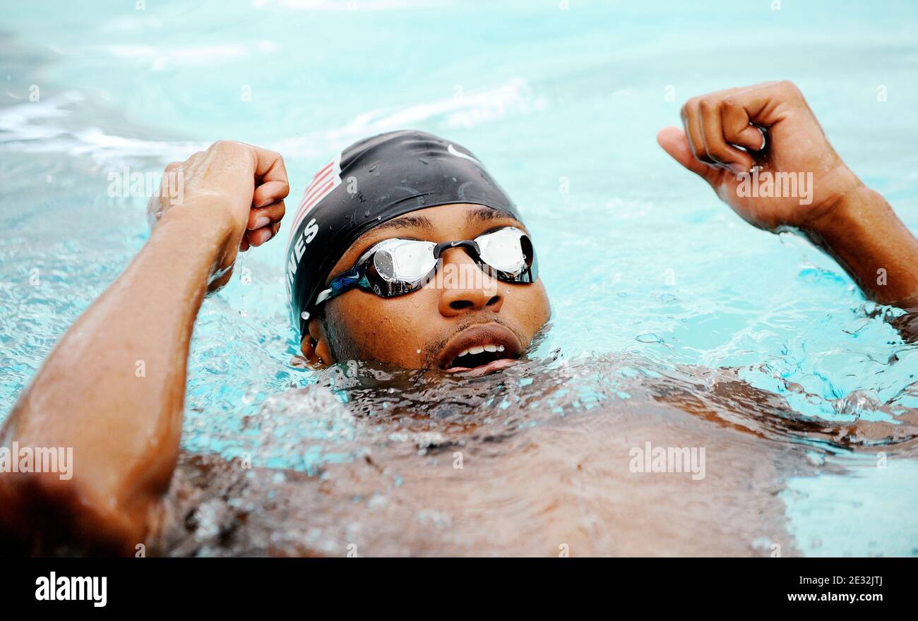 US Olympic gold medalist swimmer Cullen Jones teaches kids how to swim during the National Water ...