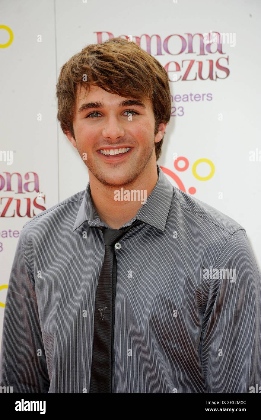 Hutch Dano attends the premiere of 'Ramona and Beezus' presented by ...