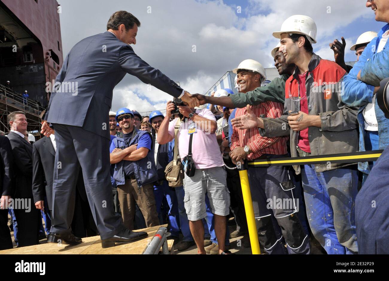 Front st shipyard hi-res stock photography and images - Alamy