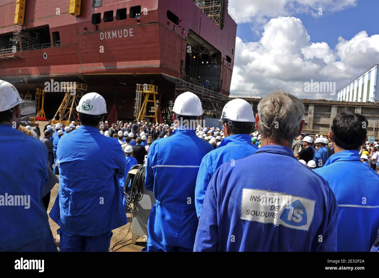 Front st shipyard hi-res stock photography and images - Alamy