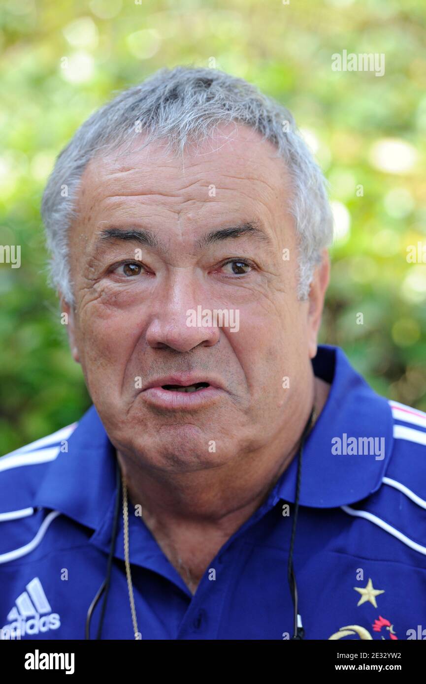 Emile training hi-res stock photography and images - Alamy