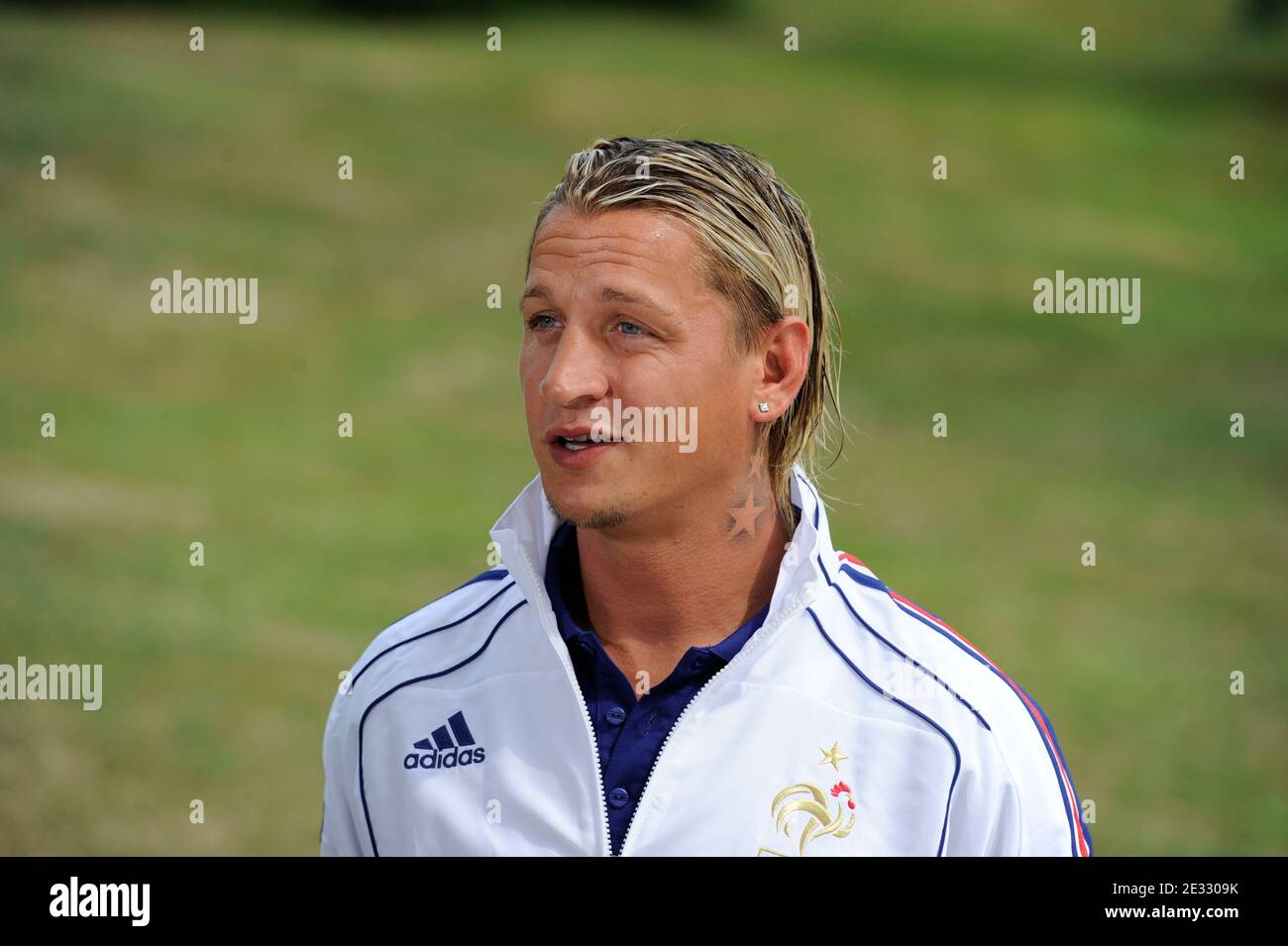 French national team soccer player hi-res stock photography and images ...