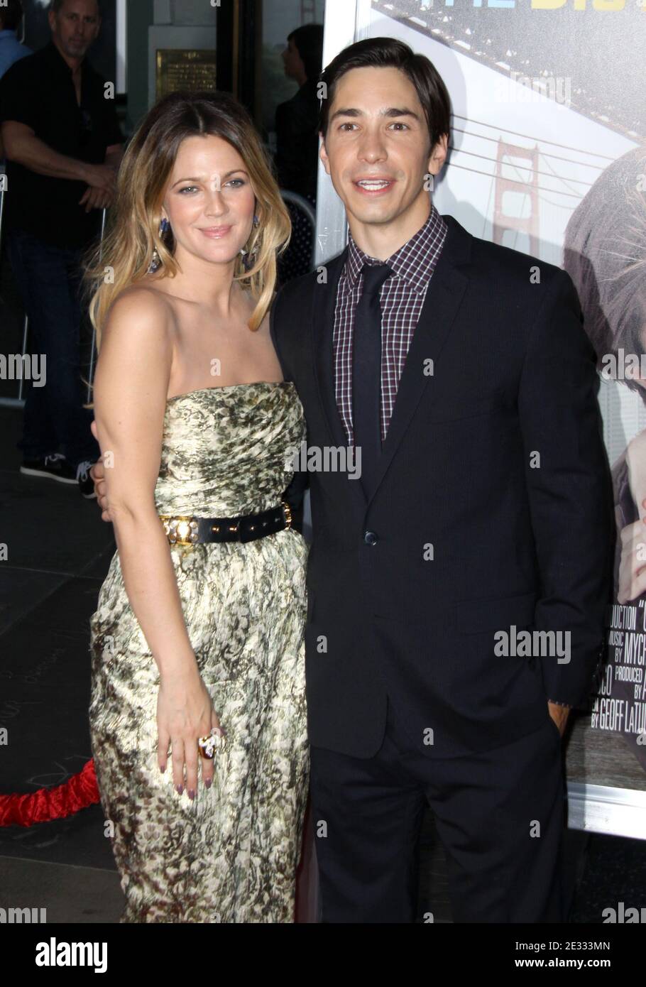 "Drew Barrymore and Justin Long arriving for ""Going The Distance ...
