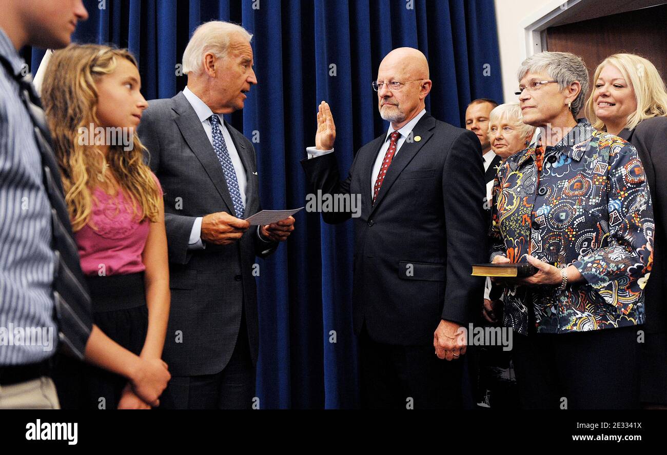 Prêter serment bible hi-res stock photography and images - Alamy