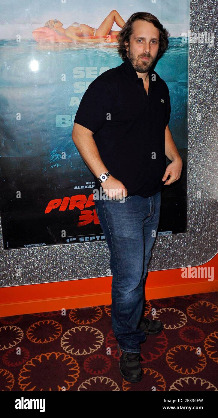 Piranha 3d hi-res stock photography and images - Alamy