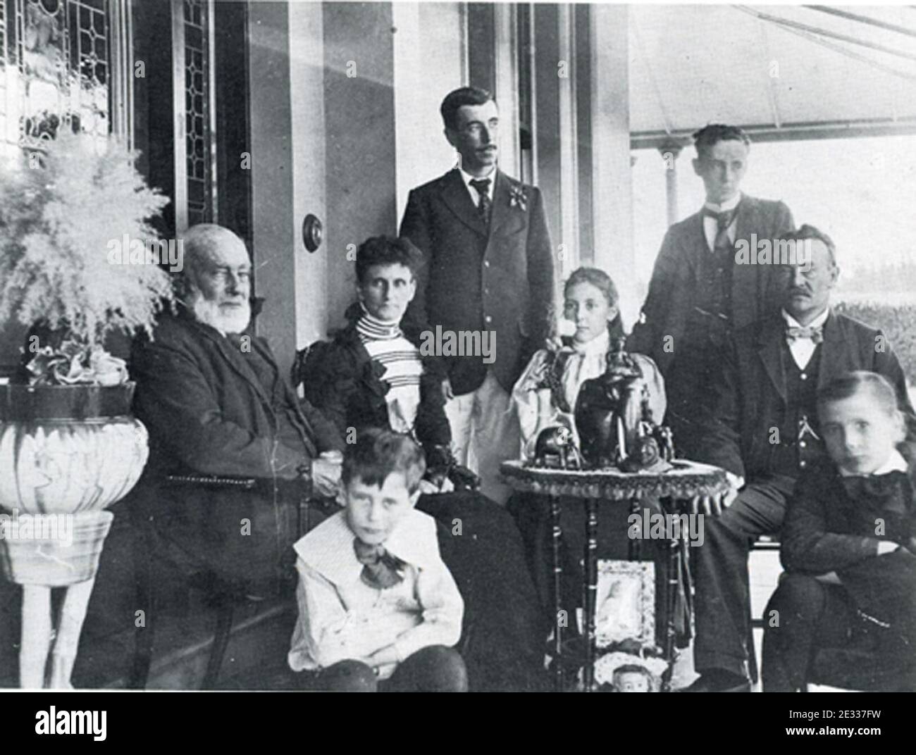 Macintosh reference hi-res stock photography and images - Alamy