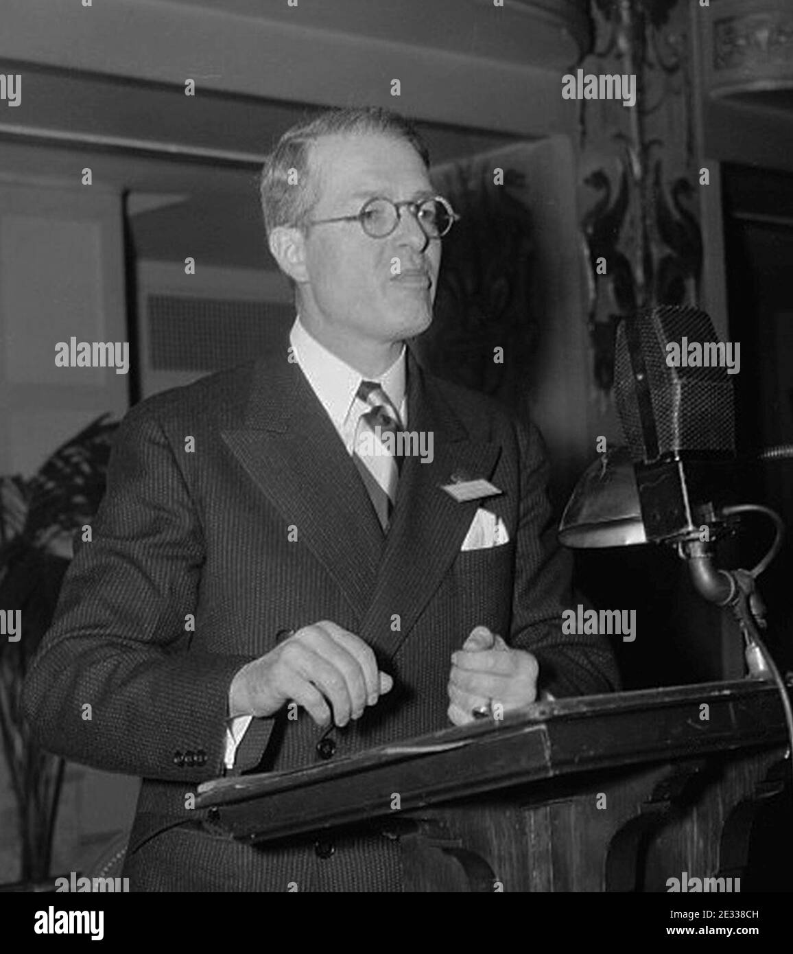 Luther Gulick (social scientist Stock Photo - Alamy