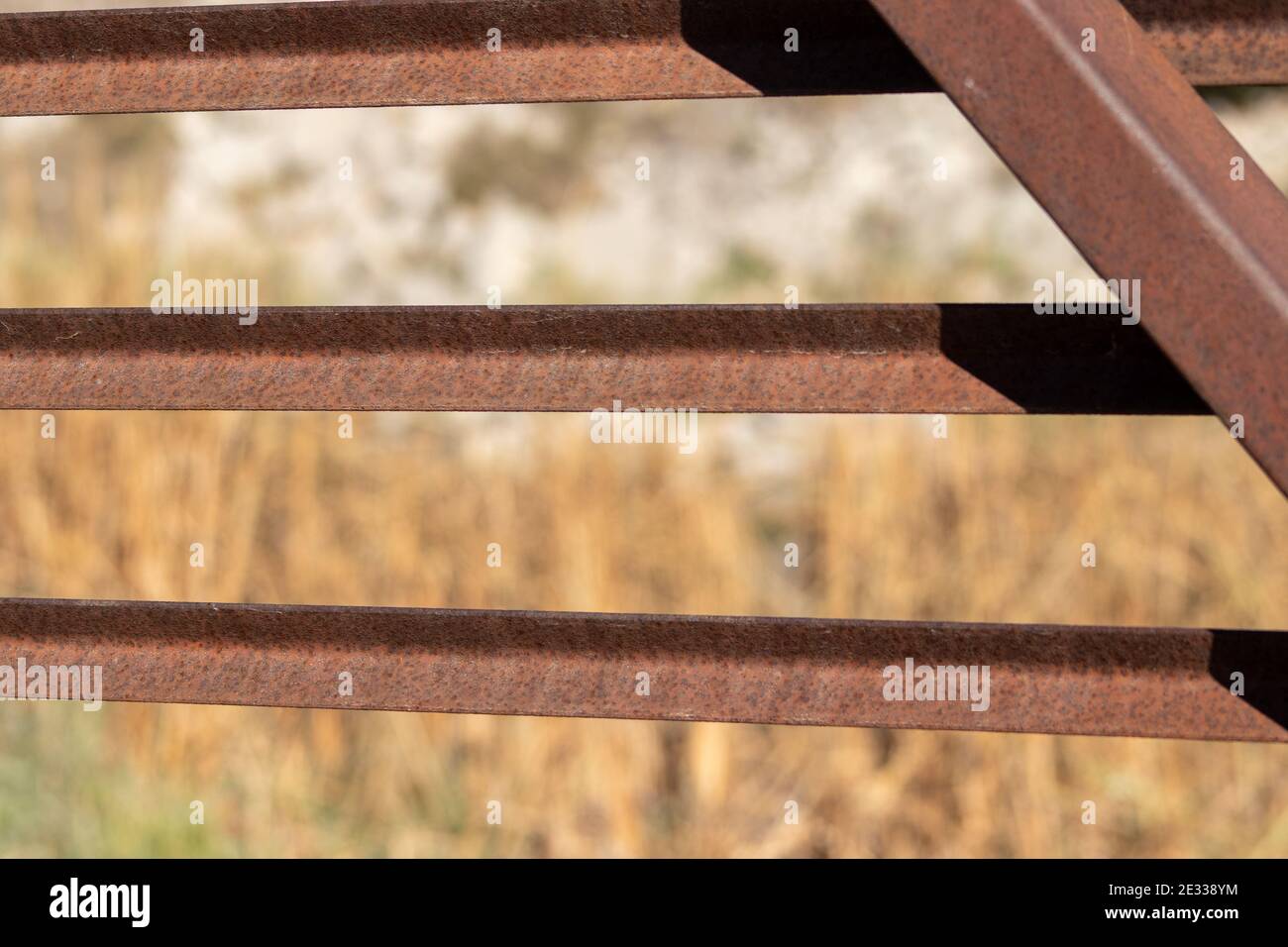 Bridge with no railing hi-res stock photography and images - Alamy