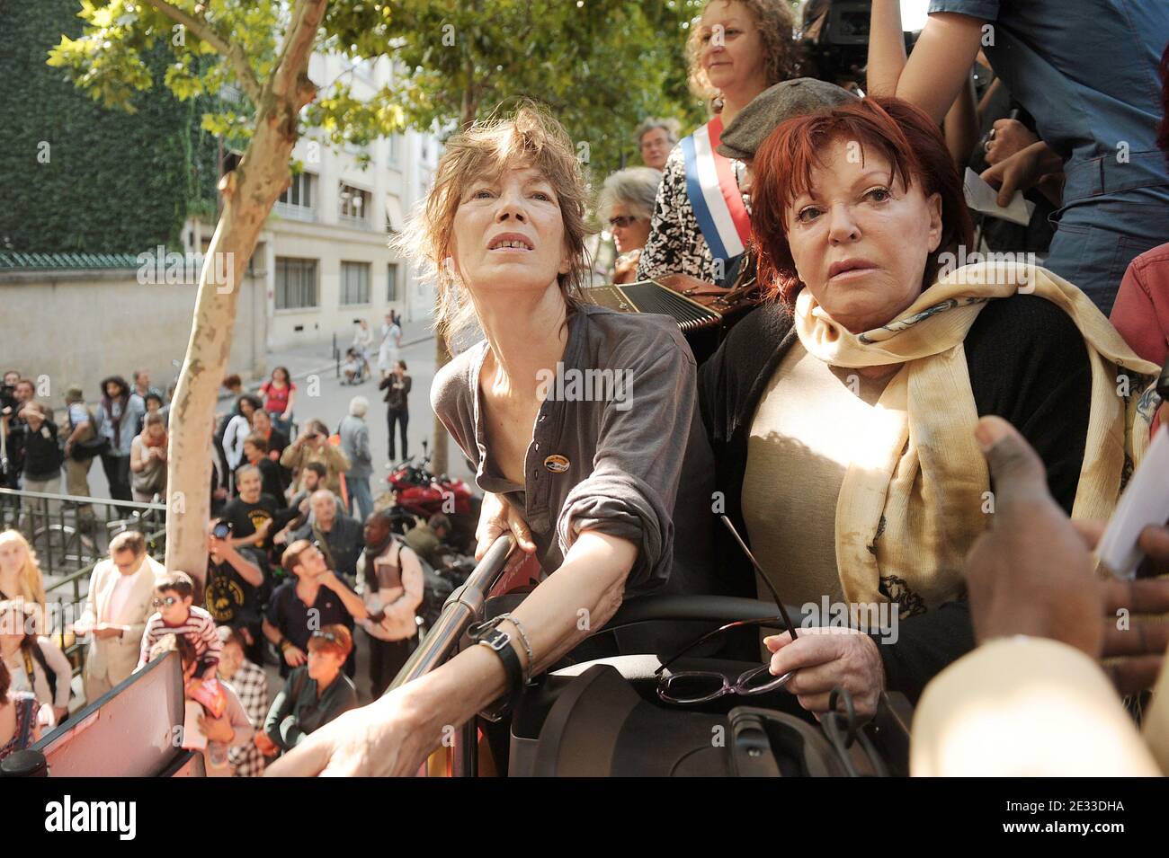 Les autobus hi-res stock photography and images - Alamy