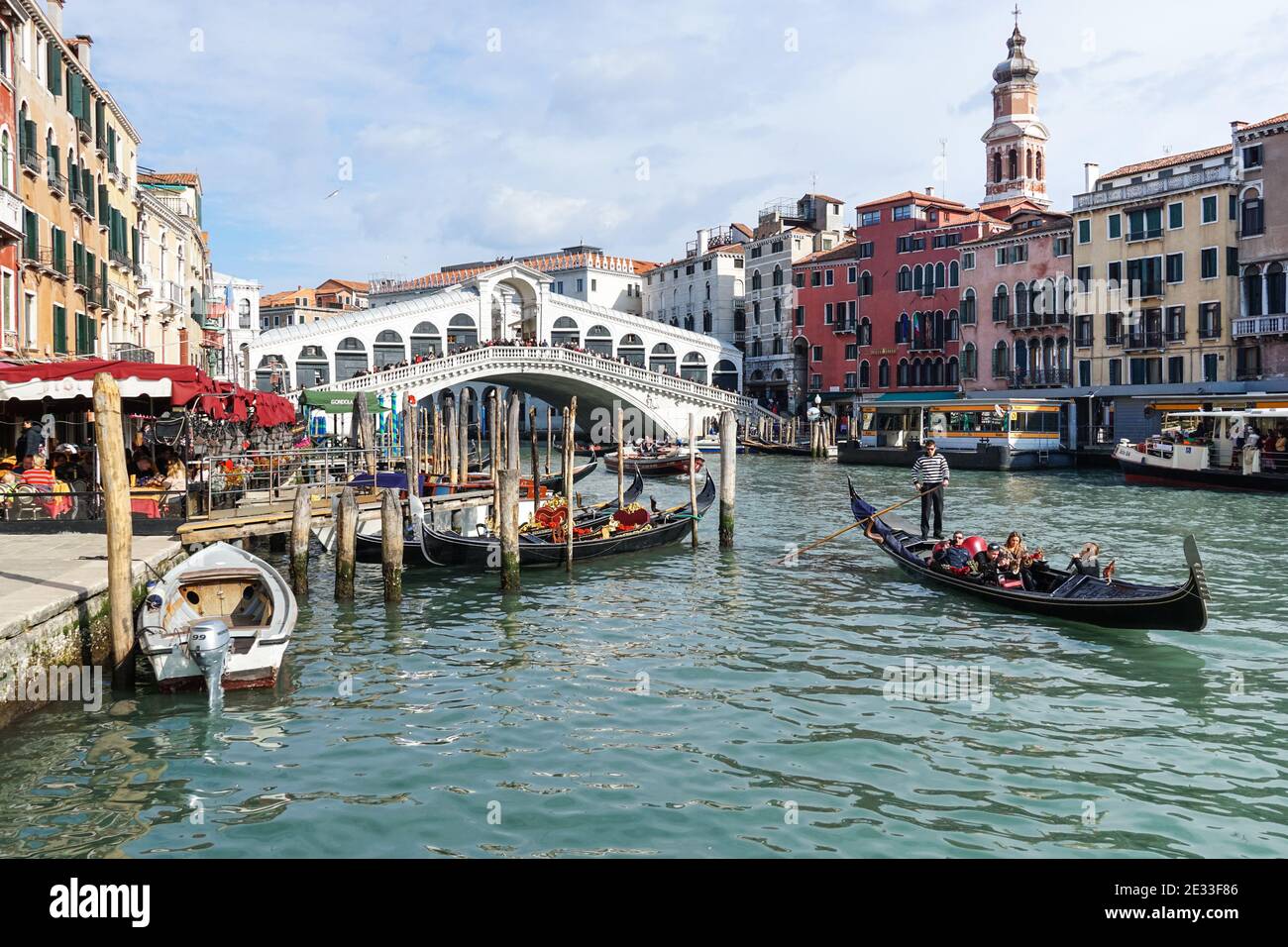Venice bridge rialto hi-res stock photography and images - Alamy