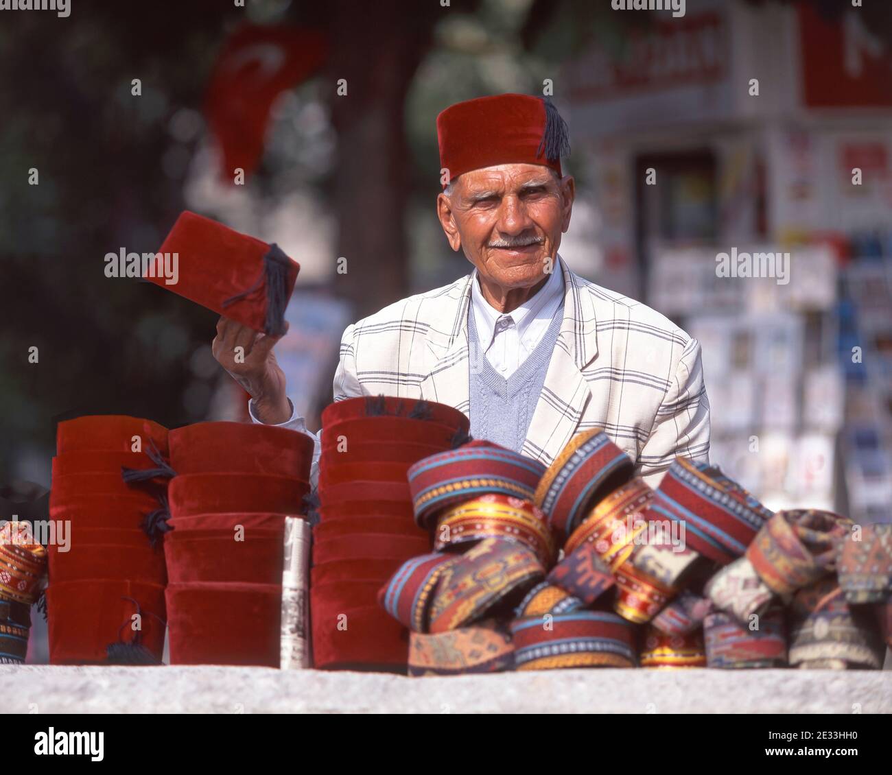 Turkish fez hi-res stock photography and images - Alamy