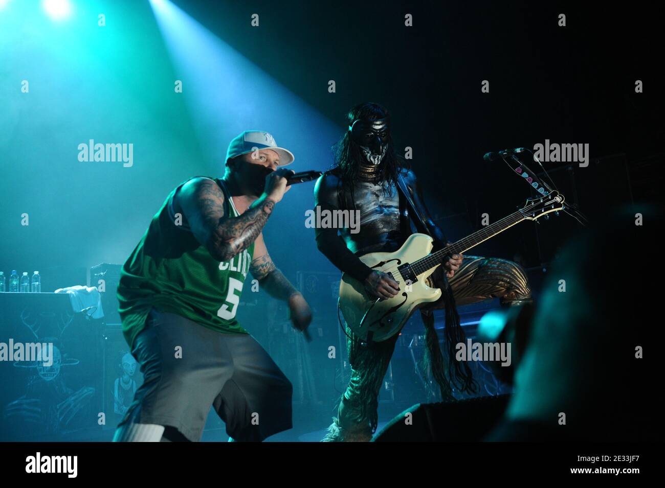 Fred durst limp bizkit performs hi-res stock photography and images - Alamy