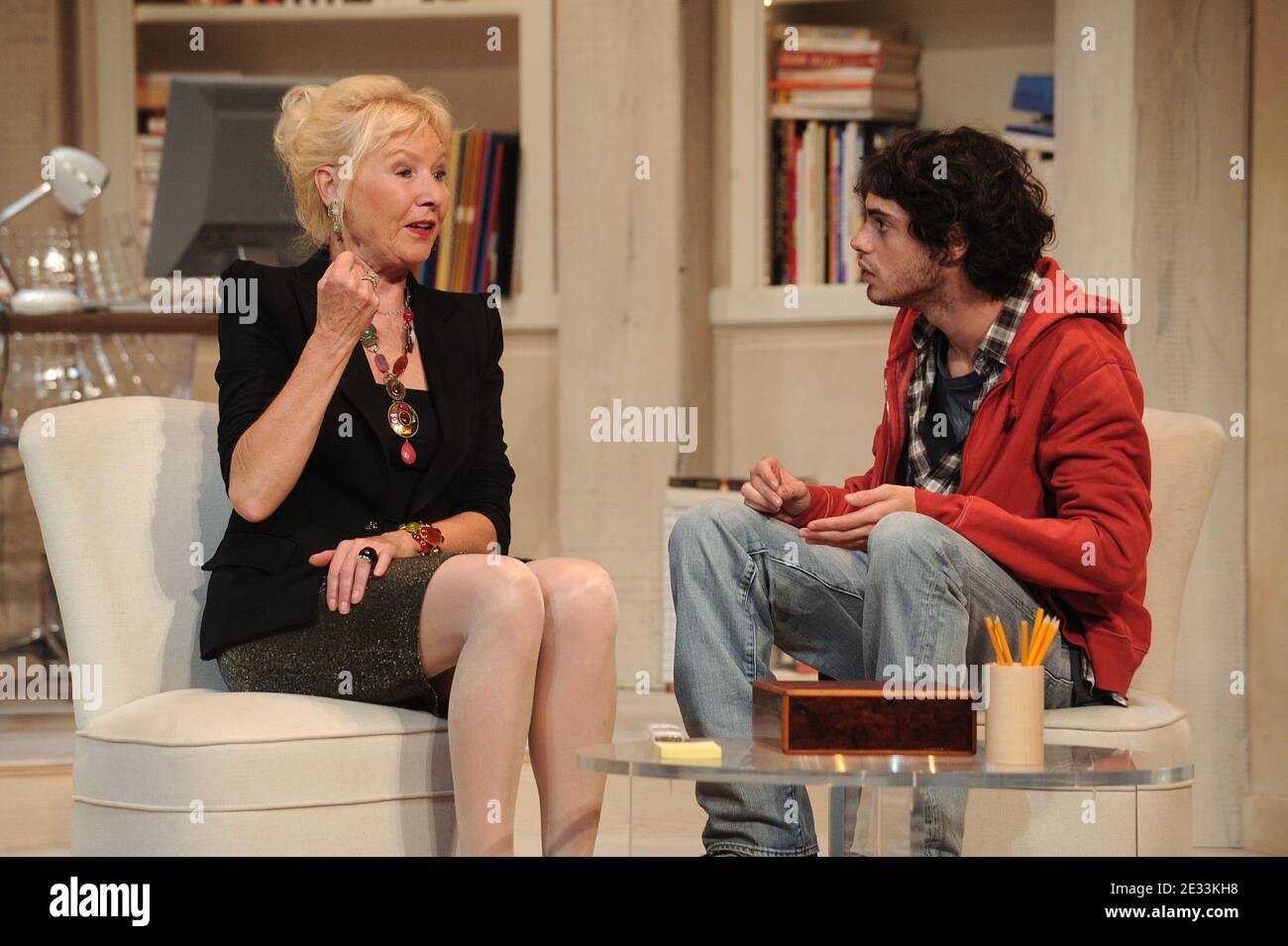 Maaike Jansen and Arthur Fenwick during the curtain call of 'Le ...