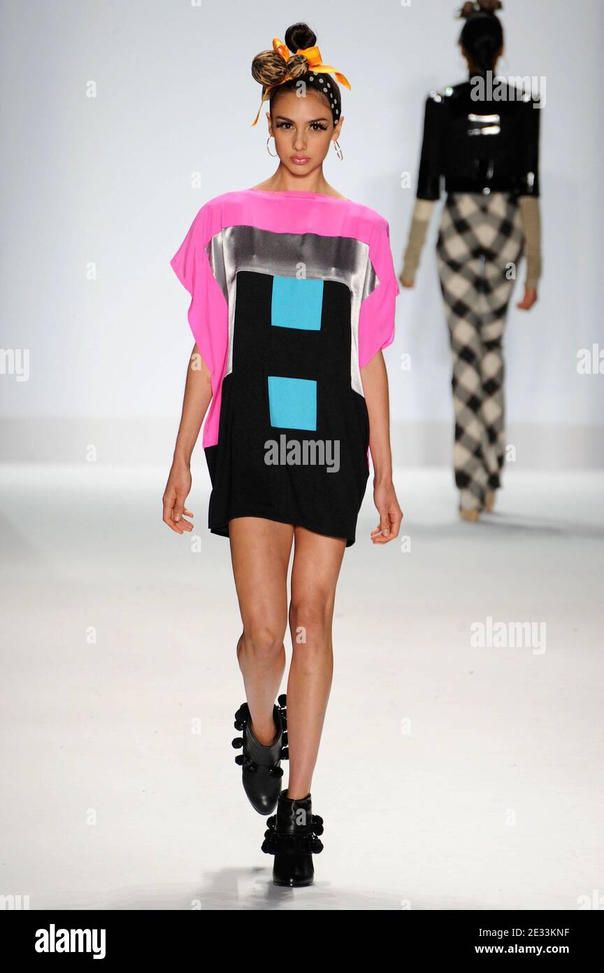 Mondo Fashion Collection